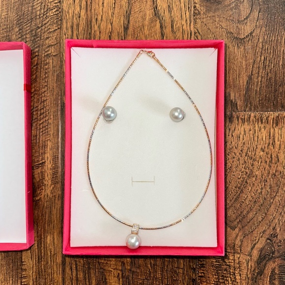 Jewelry | Nib Pearl Necklace And Earring Set | Poshmark